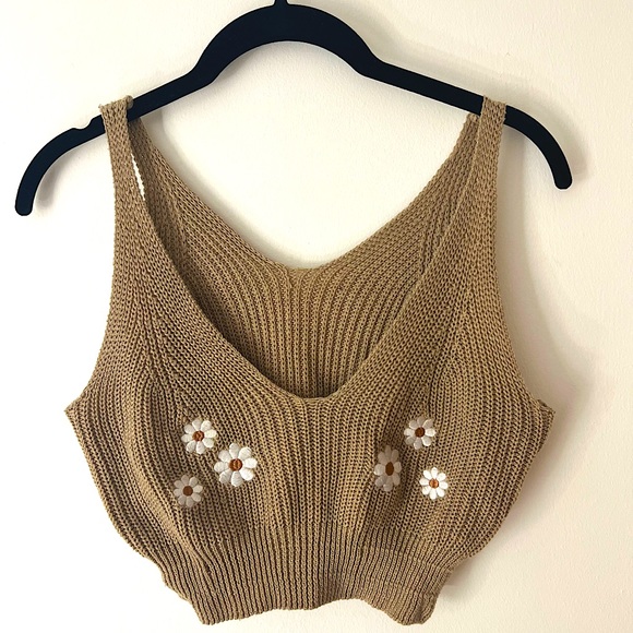 Tops | Vneck Floral Embroidered Knitted Crop Top | Poshmark